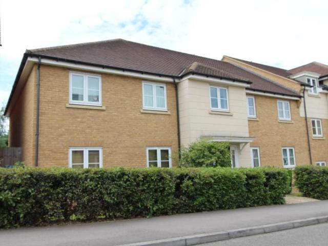 North Lodge Drive, Papworth Everard, Cambridge CB23, 2 bed flat to rent, £1,175 pcm | PrimeLocation