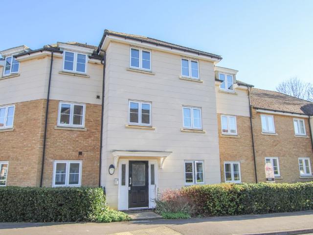 North Lodge Drive, Papworth Everard, Cambridge CB23, 2 bed flat to rent, £1,100 pcm | PrimeLocation