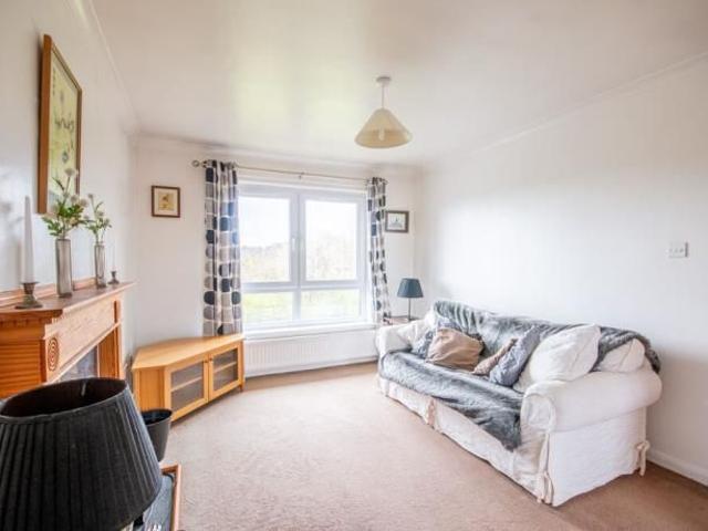 North Meggetland, Edinburgh EH14, 2 bed flat to rent, £995 pcm | PrimeLocation