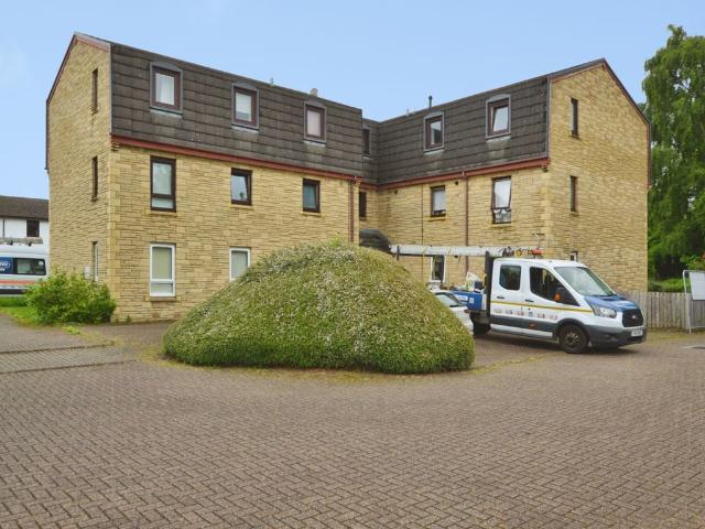 North Meggetland, Edinburgh EH14, 2 bed flat to rent, £1,350 pcm | PrimeLocation