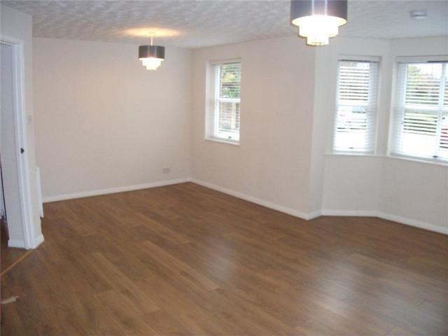 North Meggetland, Edinburgh, EH14 2 bed flat to rent £1,380 pcm £318 pw
