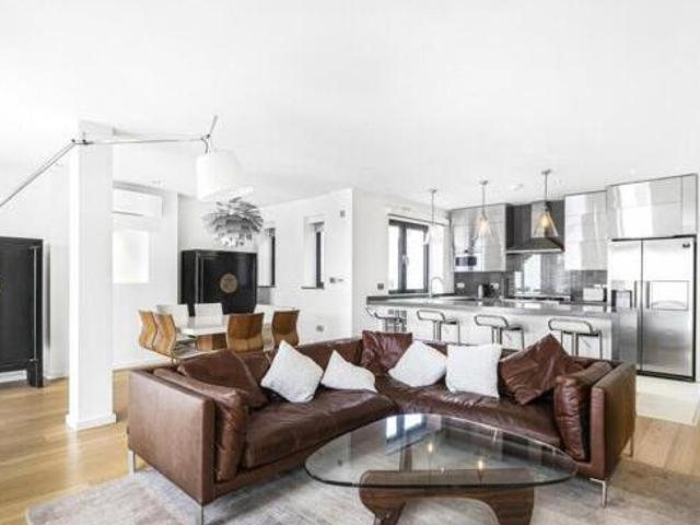 North Mews, London, 3 Bedroom Penthouse