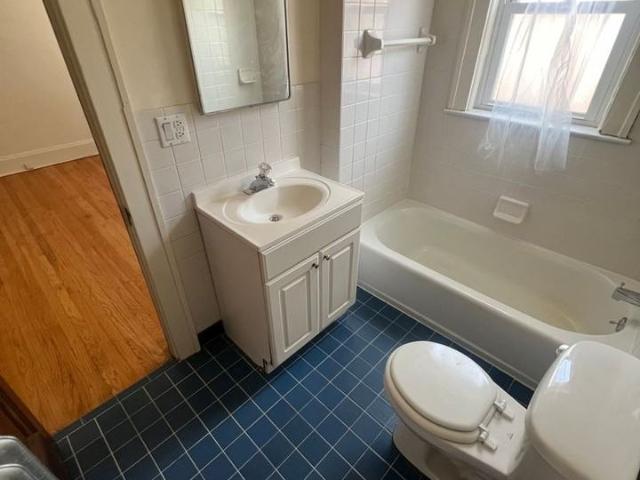 North Moreland Blvd 2 Bedroom Apartment for Rent at 2626 N Moreland Blvd, Cleveland, OH 44120 Buckeye Shaker