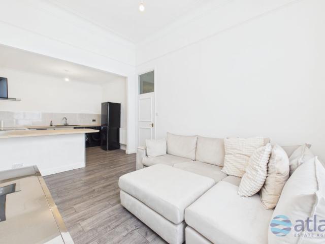 North Mossley Hill Road, Mossley Hill, L18, L4, Chiltern