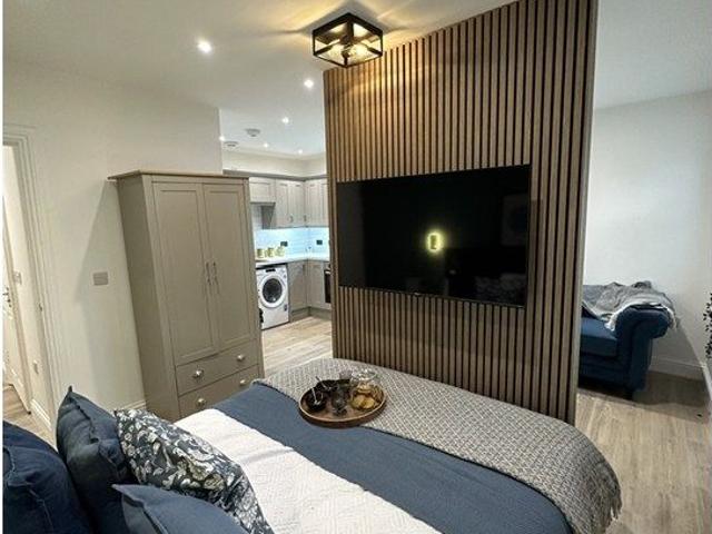 North Ninth Street, Milton Keynes MK9, Studio to rent, £1,200 pcm | PrimeLocation