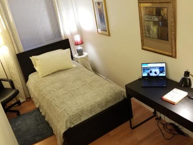 North Oakland Share 2 Bedroom Apartment