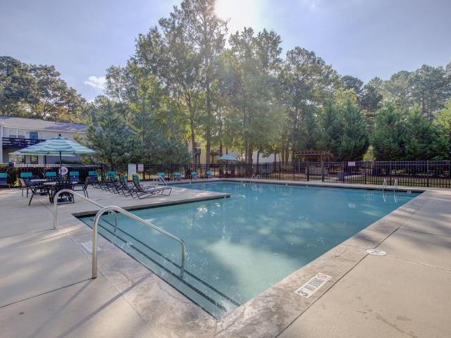 North Oaks Landing 2 Bedroom Apartment for Rent at 2038 Quail Forest Dr, Raleigh, NC 27609
