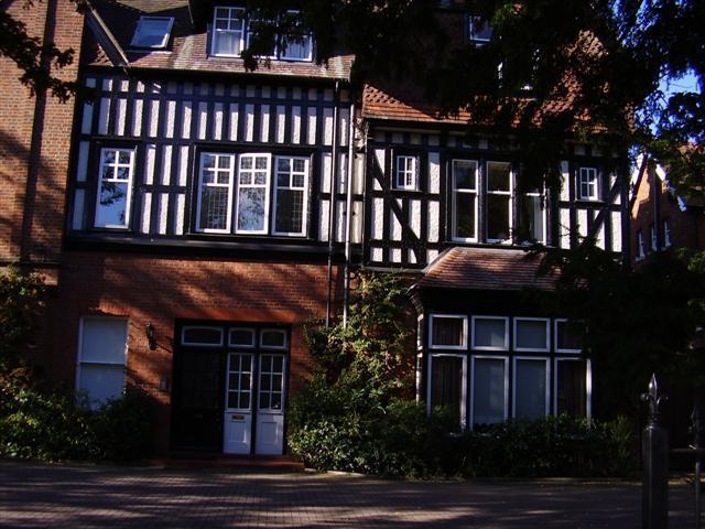 NORTH OXFORD EPC RATING D 1 bed apartment to rent £1,325 pcm £306 pw