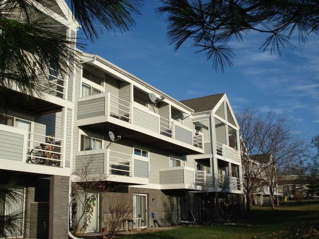 North Park Apartments 1 Bedroom Apartment for Rent at 1619 Troy Dr, Madison, WI 53704