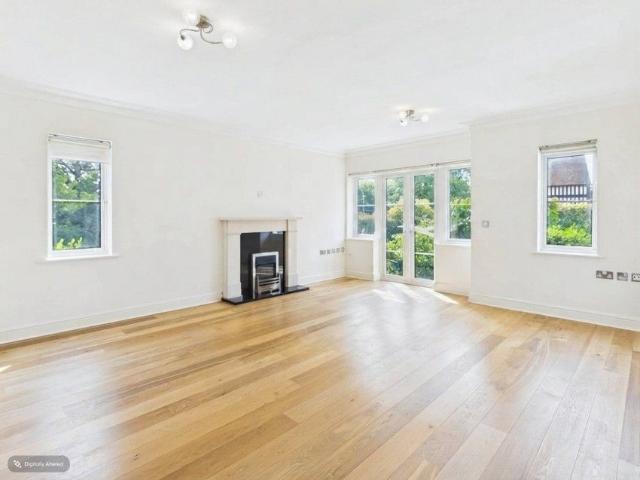 North Park, Chalfont St. Peter, Gerrards Cross,SL9