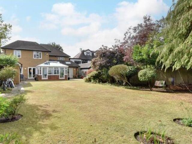 North Park, Eltham, 5 Bedroom Detached