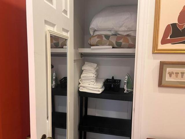 North Philadelphia Cozy Home 2nd Flr