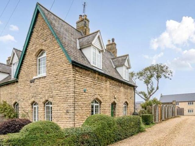 North Rauceby, Main Street, Sleaford, 3 Bedroom End