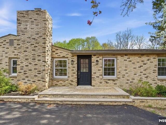 North Rd, Chester Township, Home For Sale
