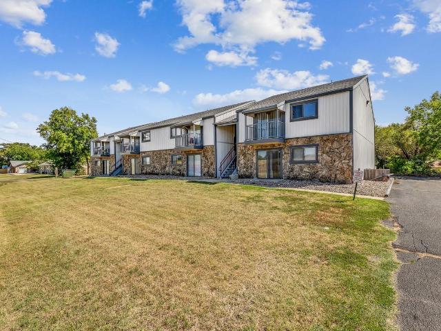 North Ridge Apartments 1 Bedroom Apartment for Rent at 525 W 37th St N, Wichita, KS 67204