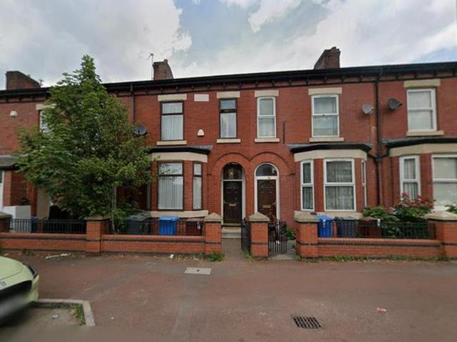 North Road, Manchester M11 3 bed terraced house to rent £1,495 pcm £345 pw