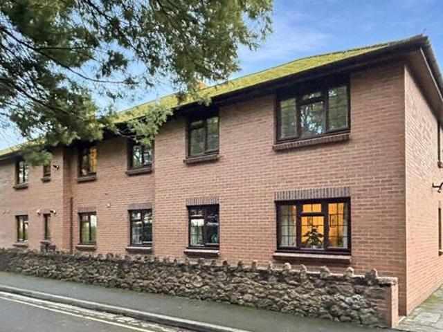 North Road, Minehead, 2 Bedroom Apartment