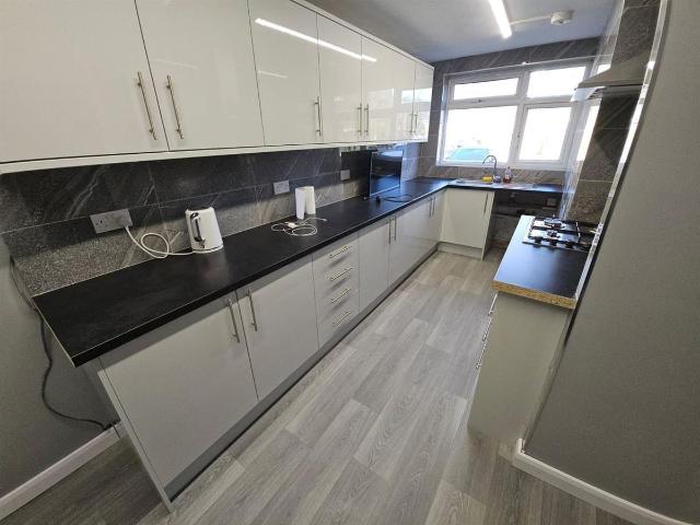 North Road N7, Room to rent, £900 pcm | PrimeLocation