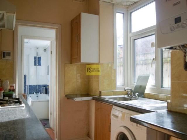 North Road, Birmingham B29 3 bed terraced house to rent £1,404 pcm £324 pw