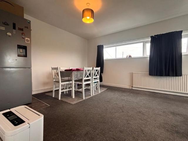 North Road, Bristol, Stoke Gifford