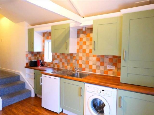 North Road East, Plymouth, 3 bedroom, Apartment