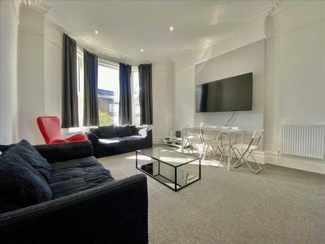 North Road East, Plymouth 7 bed house share to rent £3,549 pcm £819 pw