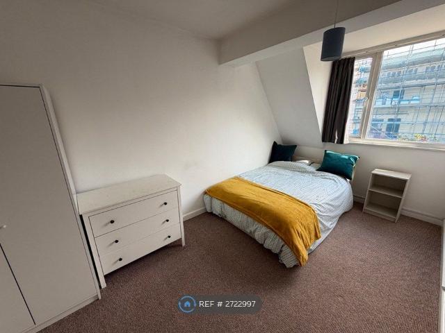 North Road East, Plymouth PL4, Room to rent, £525 pcm | PrimeLocation