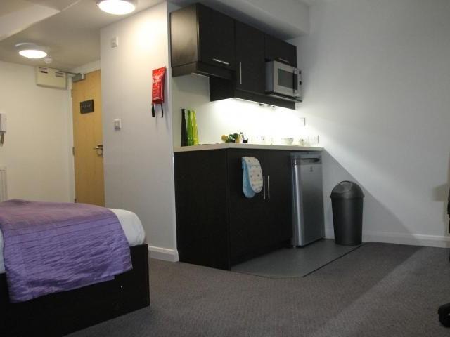 North Road East, Plymouth PL4, Studio to rent, £750 pcm | PrimeLocation