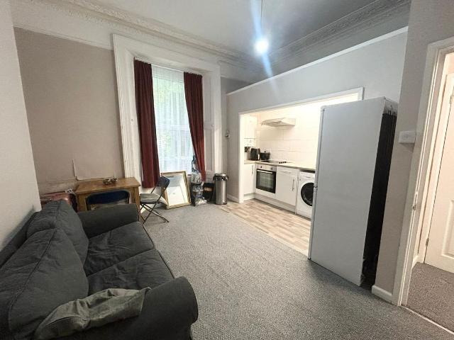 North Road East, Plymouth PL4, 1 bed flat to rent, £800 pcm | PrimeLocation