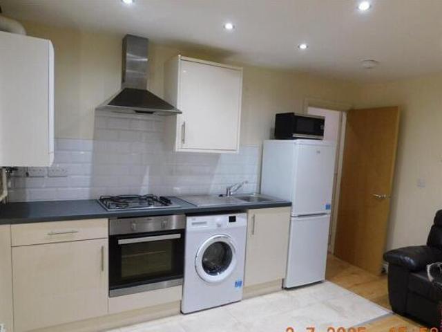 North Road, Gabalfa, 1 Bedroom Flat