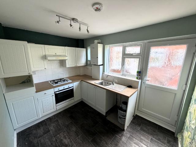 North Road, Poole BH14, 2 bed flat to rent, £1,050 pcm | PrimeLocation