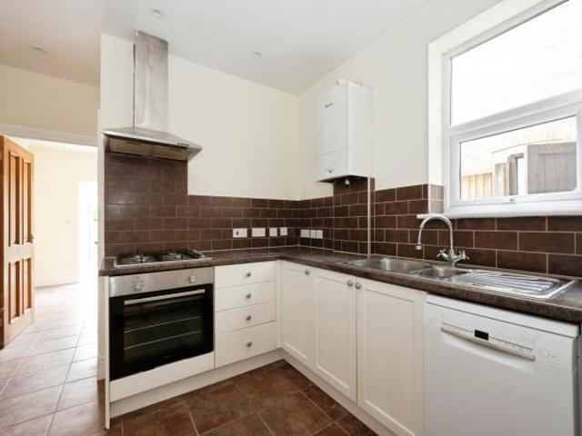 North Road, Richmond, TW9 2 bed flat to rent £2,250 pcm £519 pw