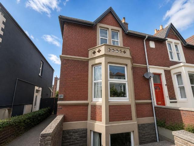 North Road, St. Andrews, BS6 2 bed flat to rent £1,395 pcm £322 pw
