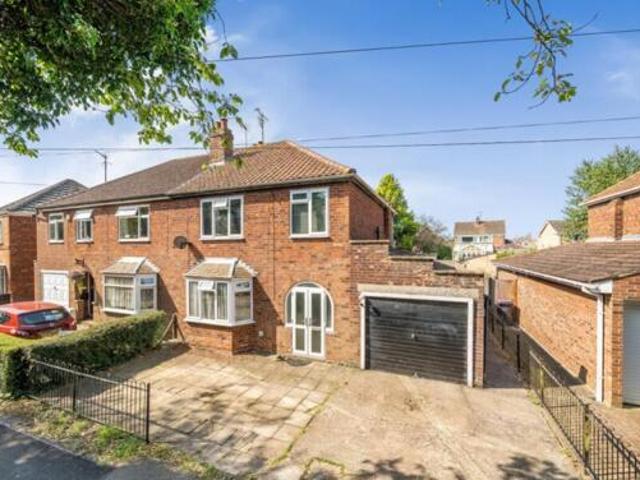 North Road, Sleaford, 3 Bedroom Semi detached