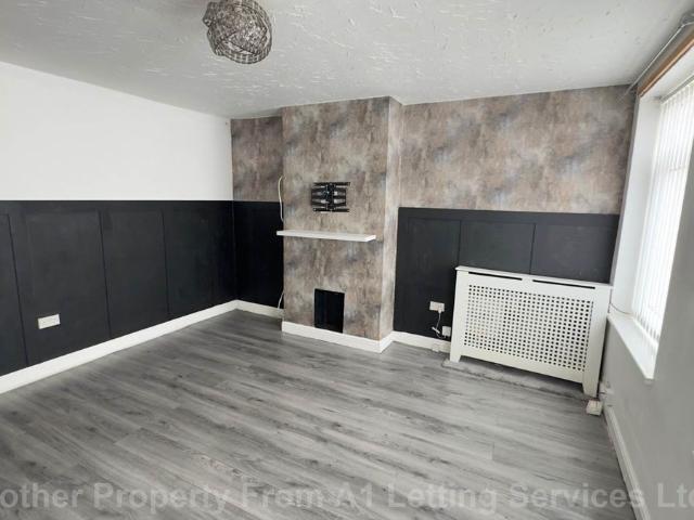 North Roundhay, Stechford B33, Terraced house to rent, £1,195 pcm | PrimeLocation