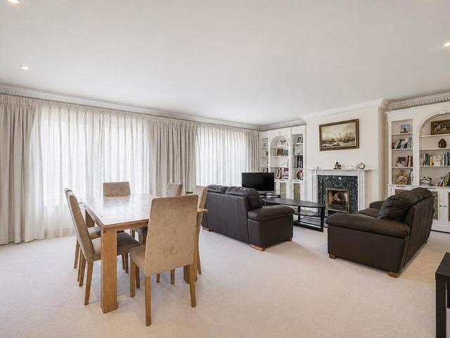 North Row, London W1K 3 bed apartment to rent £6,912 pcm £1,595 pw