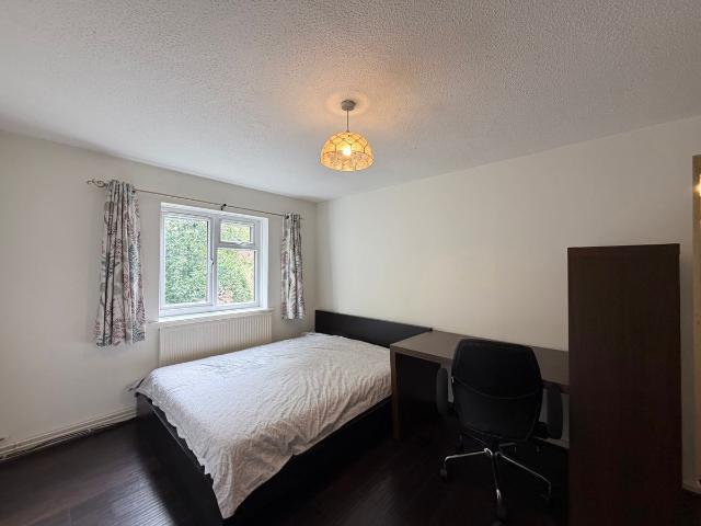 North Sherwood Street, Nottingham NG1, 2 bed shared accommodation to rent, £1,100 pcm | PrimeLocation