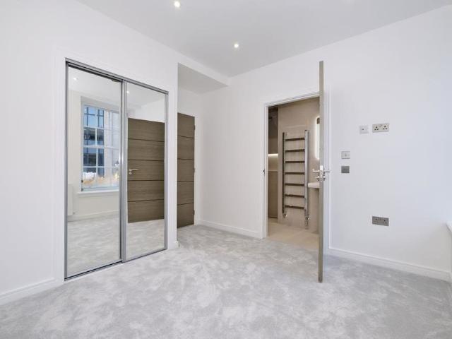 North Silver Street, Ground Floor. Aberdeen