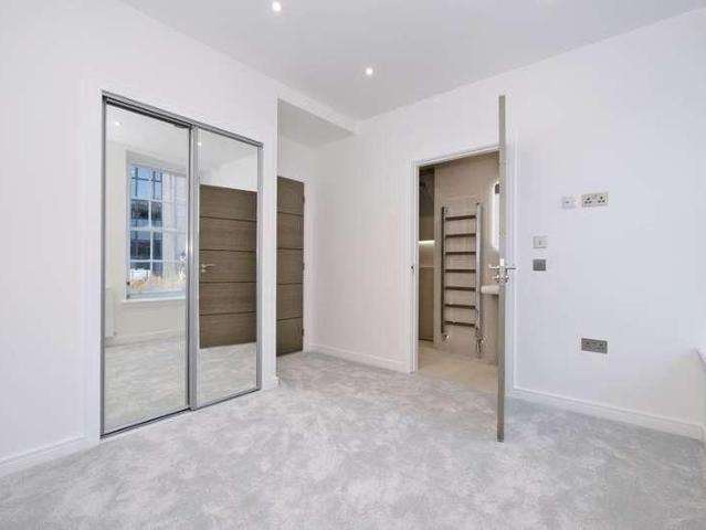 North Silver Street, Ground Floor. Aberdeen, AB10