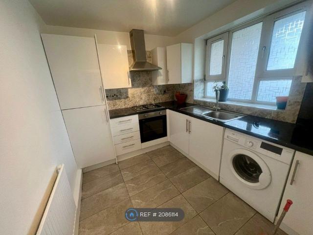 North St, Barking IG11, 1 bed flat to rent, £1,600 pcm | PrimeLocation
