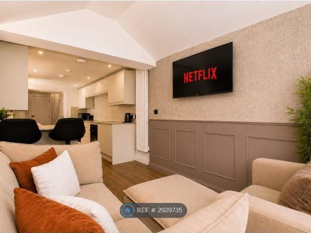North St, Bridgwater TA6, 8 bed shared accommodation to rent, £6,240 pcm | PrimeLocation