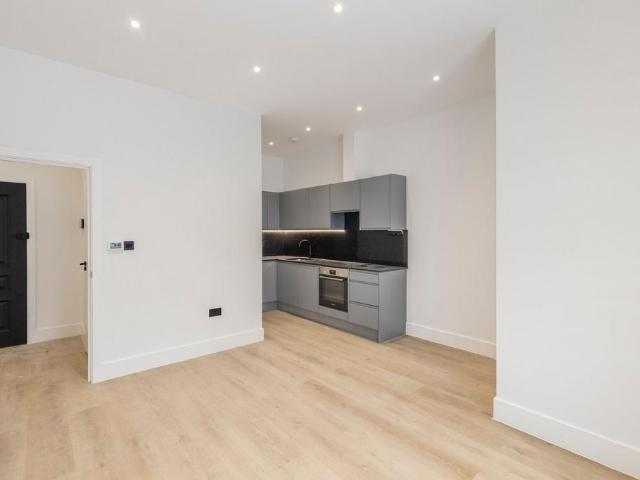 North Station Road, Colchester 1 bed apartment to rent £1,125 pcm £260 pw