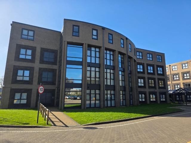 North Star Avenue, Swindon SN2, 2 bed flat to rent, £1,300 pcm | PrimeLocation