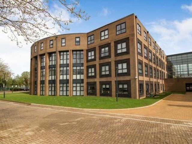 North Star Avenue, Swindon, 2 Bedroom Apartment