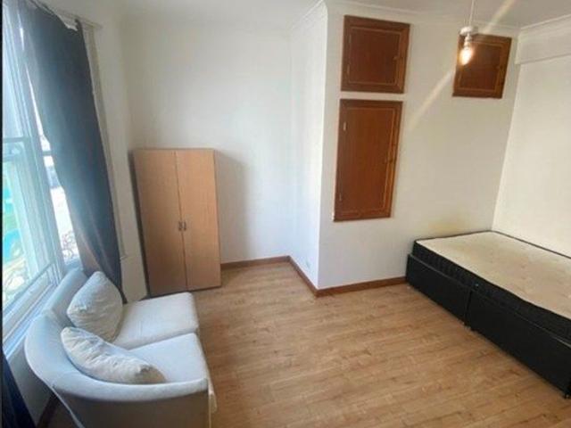 North Street, Brighton And Hove BN1, 1 bed flat to rent, £1,600 pcm | PrimeLocation