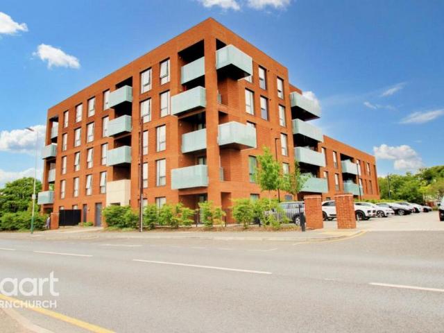North Street, Hornchurch 2 bed apartment to rent £1,800 pcm £415 pw