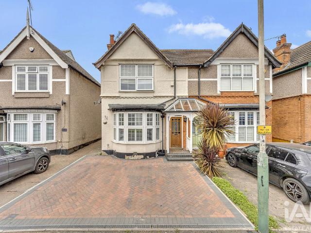 North Street, Hornchurch RM11, 3 bed semi detached house to rent, £2,300 pcm | PrimeLocation