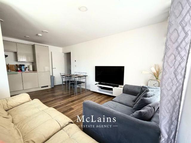 North Street, Luton LU2, 2 bed flat to rent, £1,400 pcm | PrimeLocation