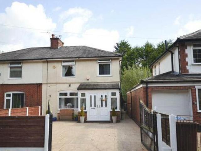 North Street, Radcliffe, 3 Bedroom Semi detached