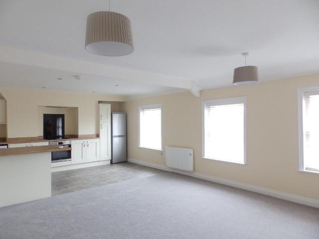 North Street, Ripon, North Yorkshire HG4, 1 bed flat to rent, £750 pcm | PrimeLocation